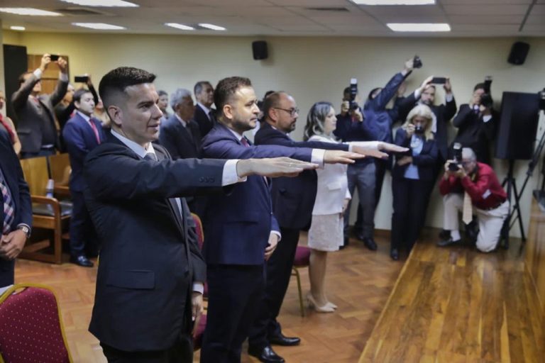 Juran Nuevos Defensores Públicos Ministerio De La Defensa Pública