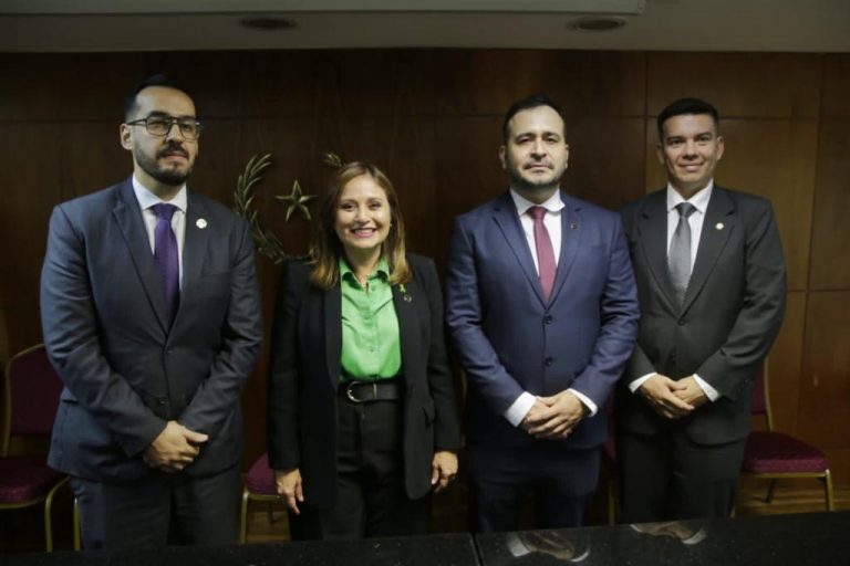 Juran Nuevos Defensores Públicos Ministerio De La Defensa Pública